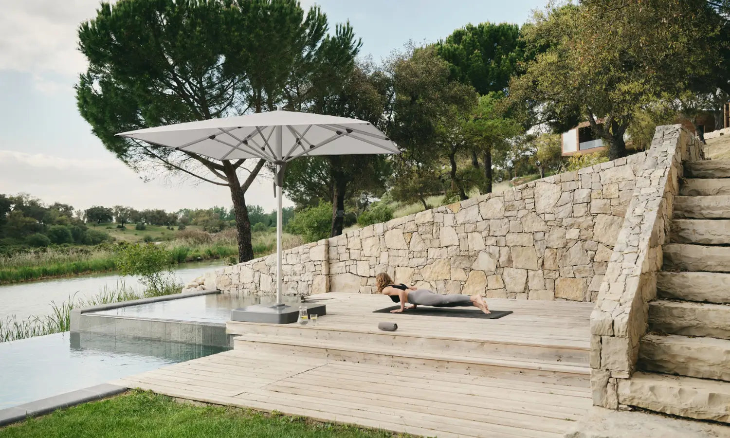 De voor- en nadelen van een stokparasol | Parazon